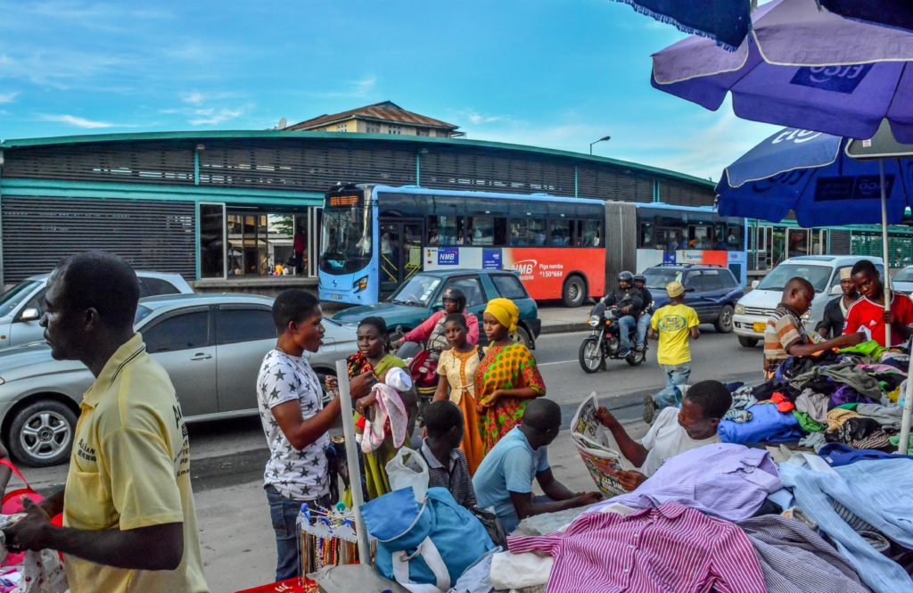 Dar es Salaam: 1985 and Today - Institute for Transportation and ...