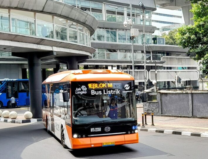 The BRT Standard - Institute for Transportation and Development Policy